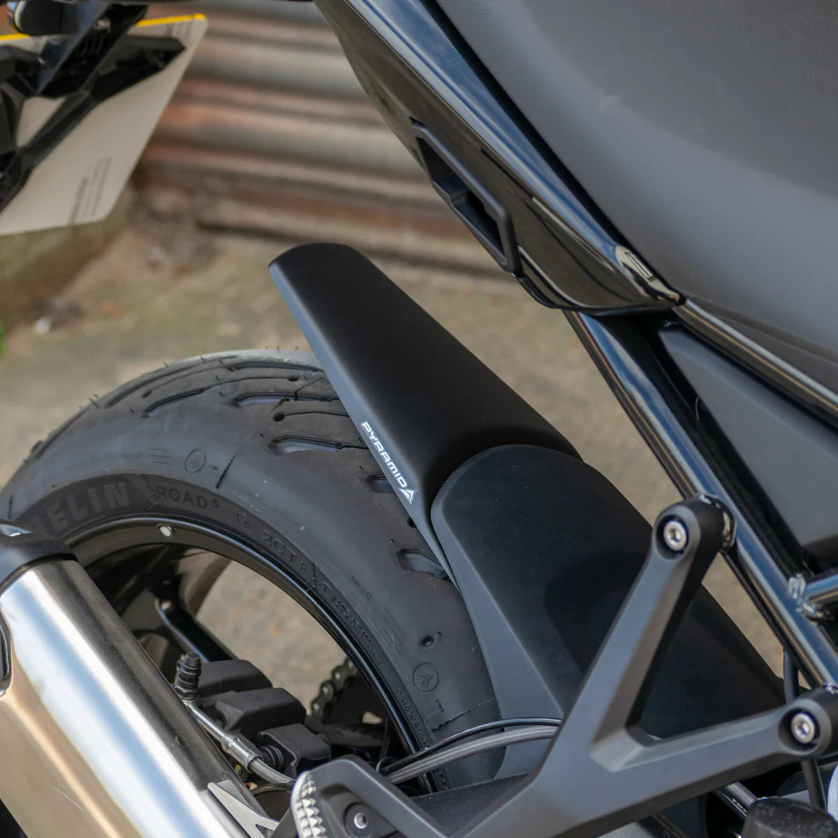 Triumph Tiger Sport 800 (2025 - On) Pyramid Hugger Extension Extender ...